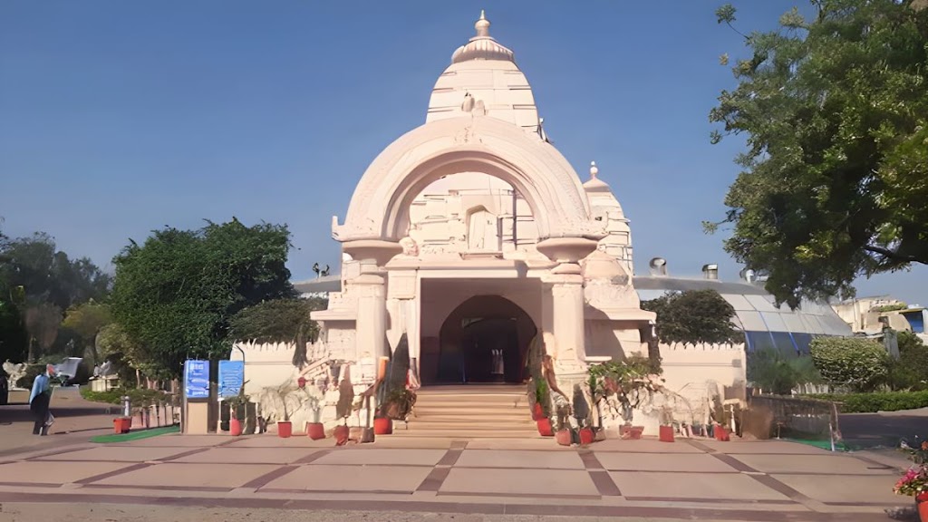 Akshaya Patra Foundation in Vrindavan | Address, Timings, Photos ...